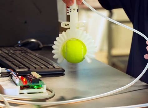 Watch This 3d Printed Robotic Gripper Pick Up Hold And Release Objects