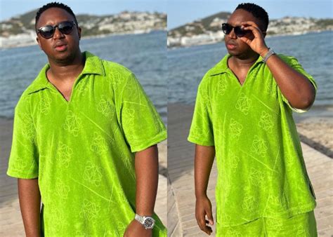 Dj Shimza Donates 1000 School Shoes To Underprivileged Pupils Sa People