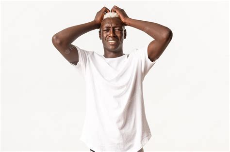 Premium Photo Portrait Of African American Blond Guy Posing