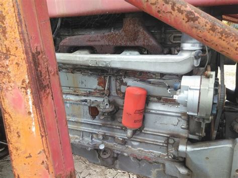 Massey Ferguson 1100 Farm Wheel Tractor