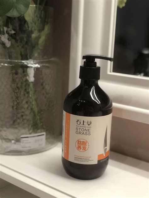 女生防脱发用什么洗发水最好呢找对方法不走弯路 石上草 头发 效果