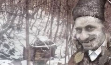 ZaŠto Ustvari Sava SavanoviĆ VampiriŠe VeĆ Skoro 300 Godina Sveštenik