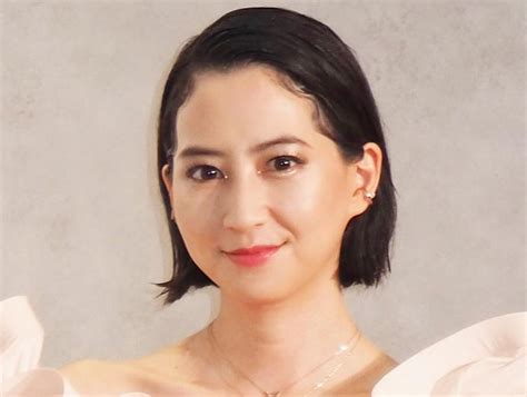 河北麻友子が第1子妊娠を発表 膨らんだお腹を見せ幸せな気持ちでいっぱい 芸能 デイリースポーツ online