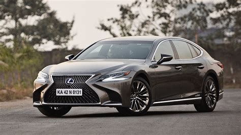 Lexus Ls 500h 2018 Ultra Luxury Exterior Car Photos Overdrive