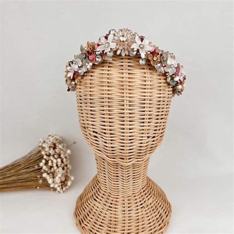 Tiara novia Cascabel Toquetería