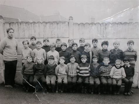 Photo De Classe Cm1 Notre Dame De 1971 Ecole Notre Dame Copains Davant