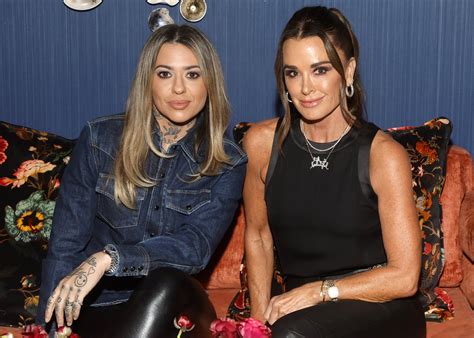 Kyle Richards Is Not Dating Morgan Wade Amid Mauricio Separation Us Weekly