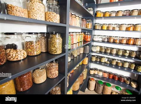 Shelf Spices Hi Res Stock Photography And Images Alamy