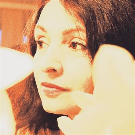 انجیلا پگاهی