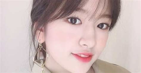 아이즈원 안유진 렌즈 모델다운 반짝 눈빛 별 박힌 듯 Sns★컷