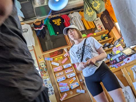 Tourist With Fat Ass And Wide Gap Spandex Leggings And Yoga Pants Forum