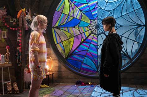¿merlina Y Enid Como Novias Los Creadores De La Serie No Descartan Esa