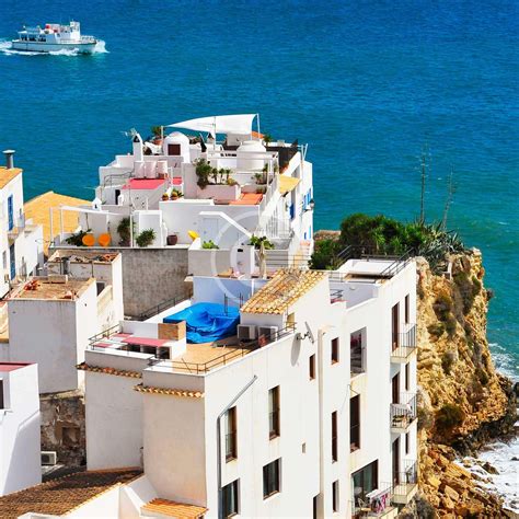 World Class Service Club Destinasia