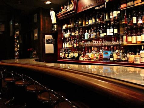 モルトバー ジャンヌモルトバージャンヌ 新潟三条新津 Bar Navi