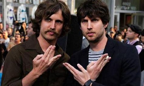 15 Celebrity Twins You Probably Dont Know