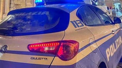 Olbia Rissa Allalba In Un Parcheggio Ferito Un Turista
