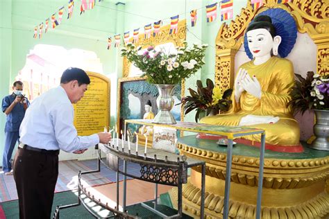 ရခိုင်ပြည်နယ်ဝန်ကြီးချုပ် ဦးထိန်လင်း မြောက်ဦးမ
