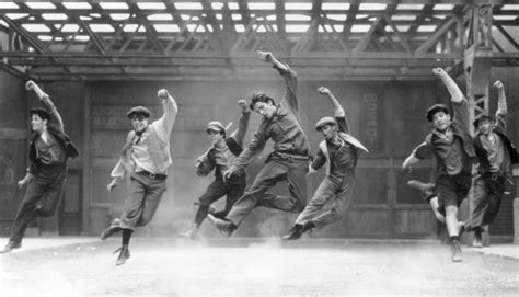 Occasional Randomness Newsies Vs Newsies
