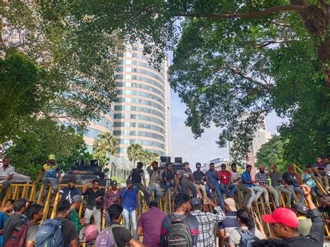 Roar Sinhala On Twitter ජනතා විරෝධතාව ආරම්භ වන කොළඹ කොටුව අවට ප්