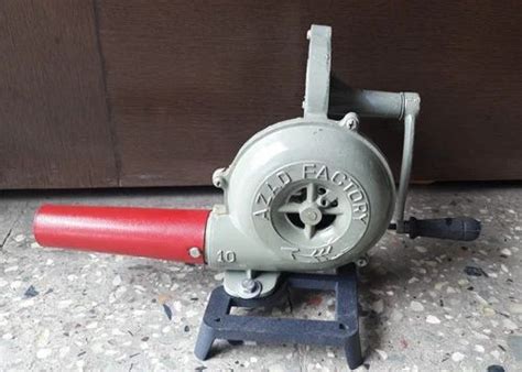 Hand Operated Blower At ₹ 1400 Hand Air Blower In Pune Id 8216359733