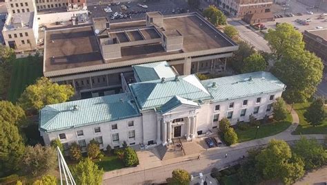 Louisville Free Public Library Official Travel Source
