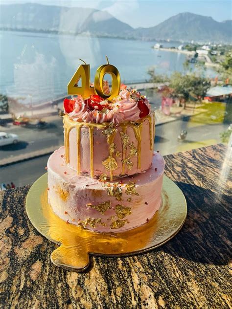 My Aunts Birthday Cake This Is The First Cake I Made That Im Really Proud Of Theres A Lot