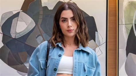 Jade Picon Surge Completamente Nua Em Banho E Aumenta A Temperatura Na Web