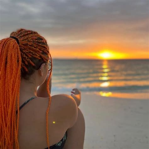 Lathy • Threads Say More