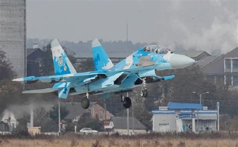 Rusia Klaim Tembak Jatuh Jet Tempur Sukhoi Su 27 Ukraina Di Kharkiv