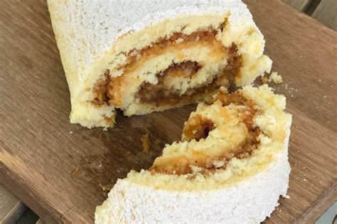Elmalı Rulo Kek Tarifi Nasıl Yapılır Yemek