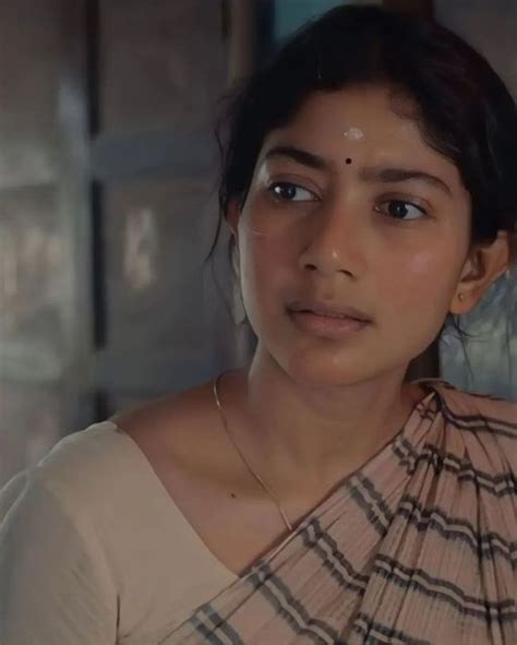 গল্পের শহর এক ব্যাক্তির স্ত্রীর পঁয়তাল্লিশ বছর বয়সে