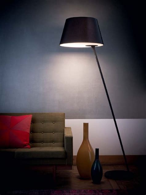 Stojací lampa nenahraditelný prvek v interiéru