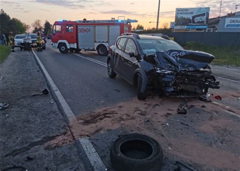 Wypadek na DK71 w Aleksandrowie Łódzkim Zderzenie 3 aut Radio Łódź