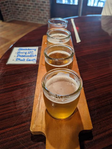 Lorelei Finds On Twitter A Little Flight To Start The Night