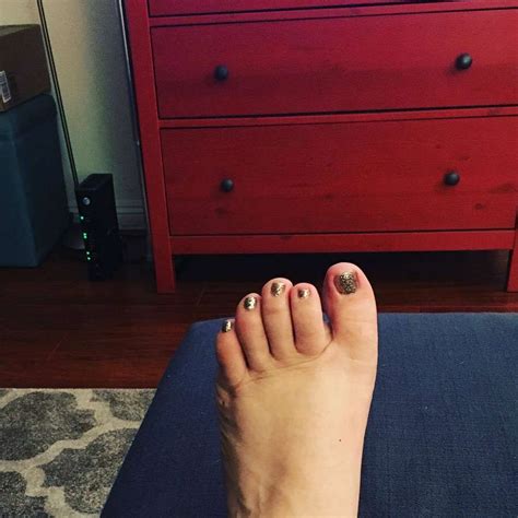 Debra Digiovanni Feet