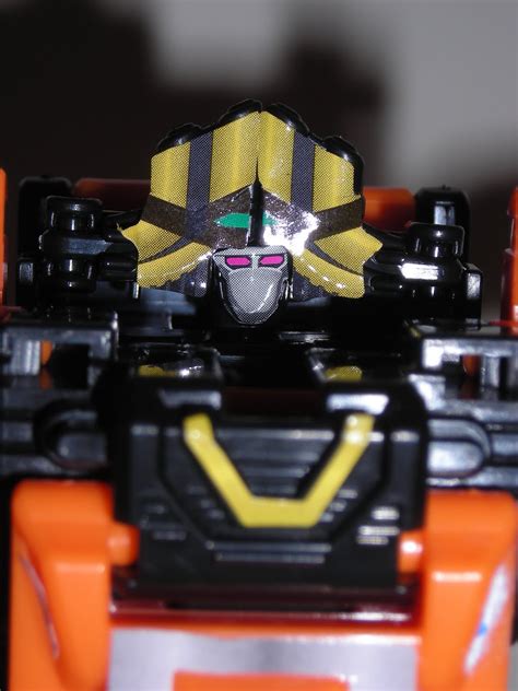 My Shiny Toy Robots Toybox Review Engine Sentai Go Onger Mini Pla