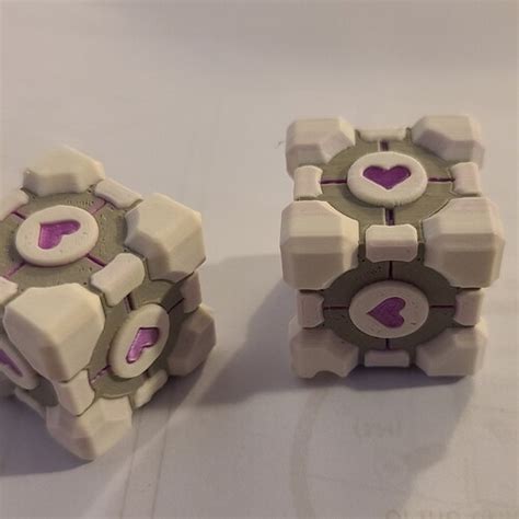 Companion Cube Color Accurate 3d Printed Keychain Etsy
