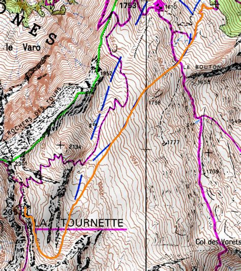 La Tournette randonnée à ski depuis Belchamp en dessus de Thônes en