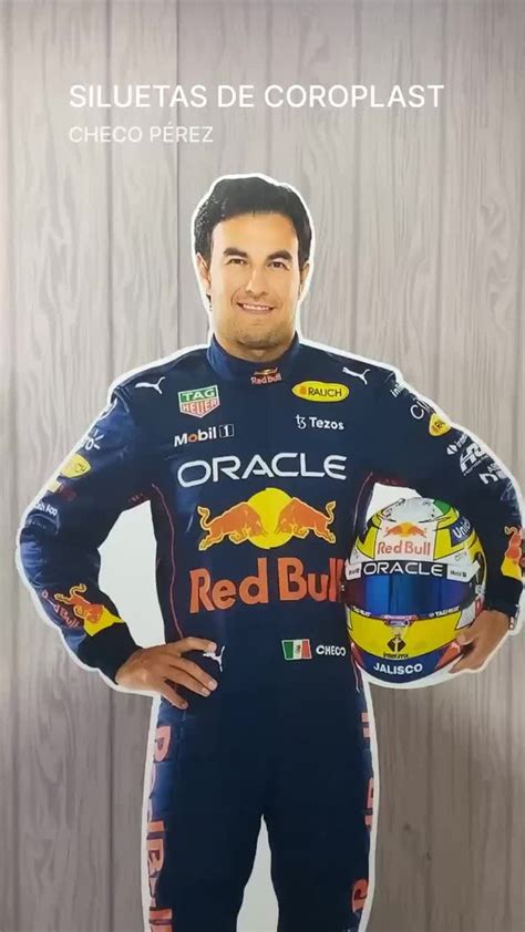Figura De Checo Pérez En Tamaño Real De Coroplast Meses Sin Interés