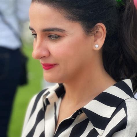 Actress Shruti Seth Hd Instagram Photos And Wallpapers February 2023 Gethu Cinema
