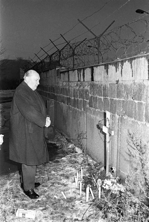 Vivir Al Otro Lado Así Fueron Los Años Del Muro De Berlín Libertad