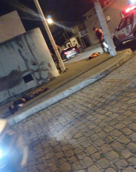 Dois são mortos tiros na cabeça no Jacintinho