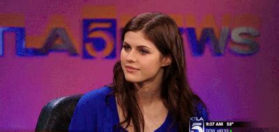 Alexandra Daddario Gifs Tumbex