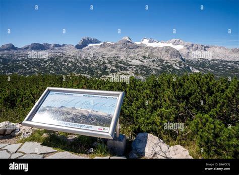 Dachstein Glacier And Mountain Peak Dachstein Massiv Stock Photo Alamy