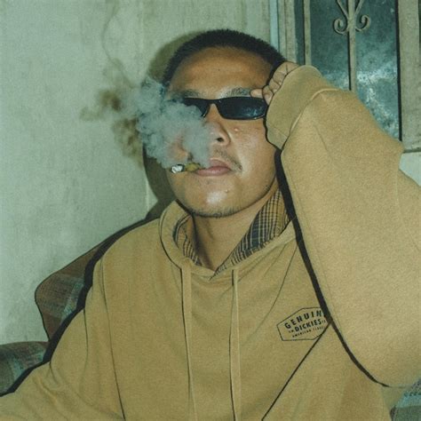 Premium Photo Portrait Of Man Wearing Sunglasses While Standing