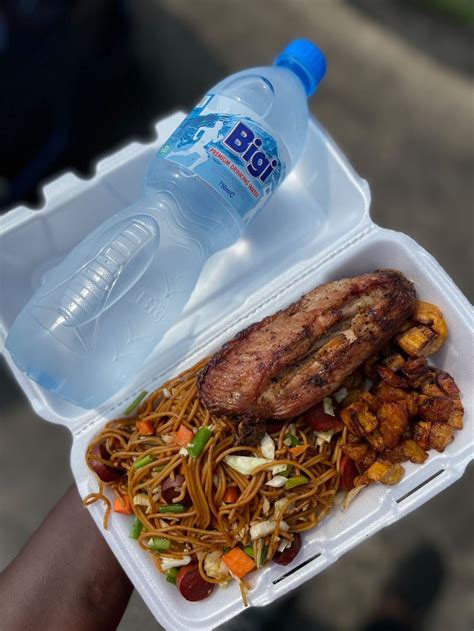 Mojola On Twitter Rt Jaynaija Fried Rice Or Spag