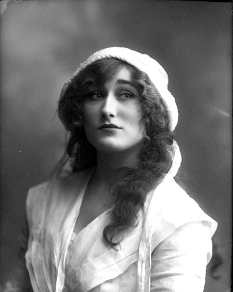 Vintage Blog Y Fitzroy By Alexander Bassano