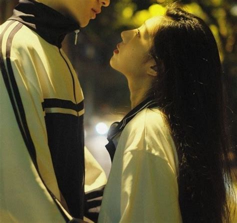 Mau Kemana” Steve Menahan Lengan Ciya Pacarnya Pulang” Jawab Ciya Ay Aku Lagi Ngomong