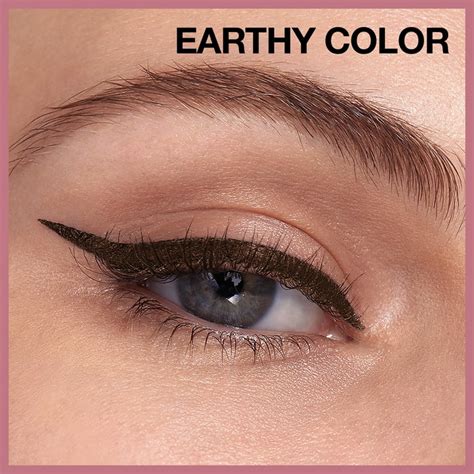 Winged Eyeliner Brown Eyes