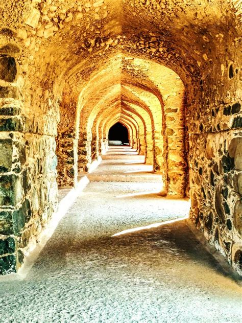 Premium Photo Empty Arch Tunnel